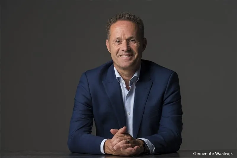John van den Hoven stopt als wethouder John van den Hoven stopt als wethouder